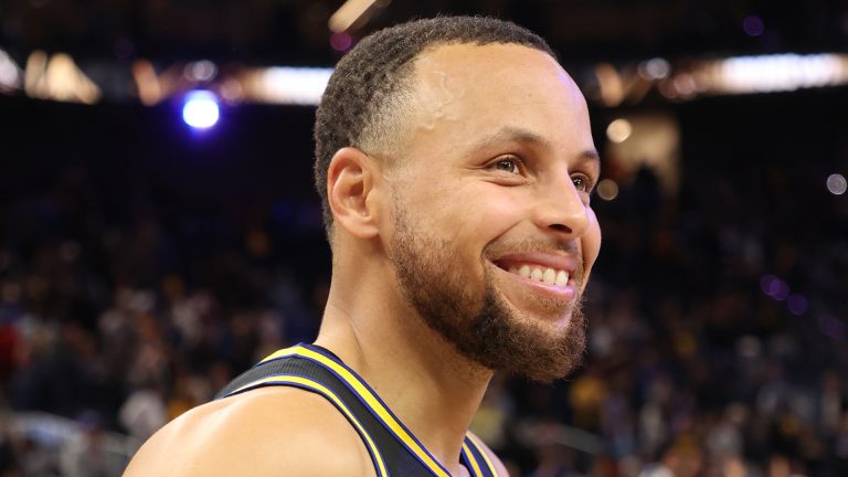 Is Steph Curry playing tonight? Warriors superstar’s availability ...