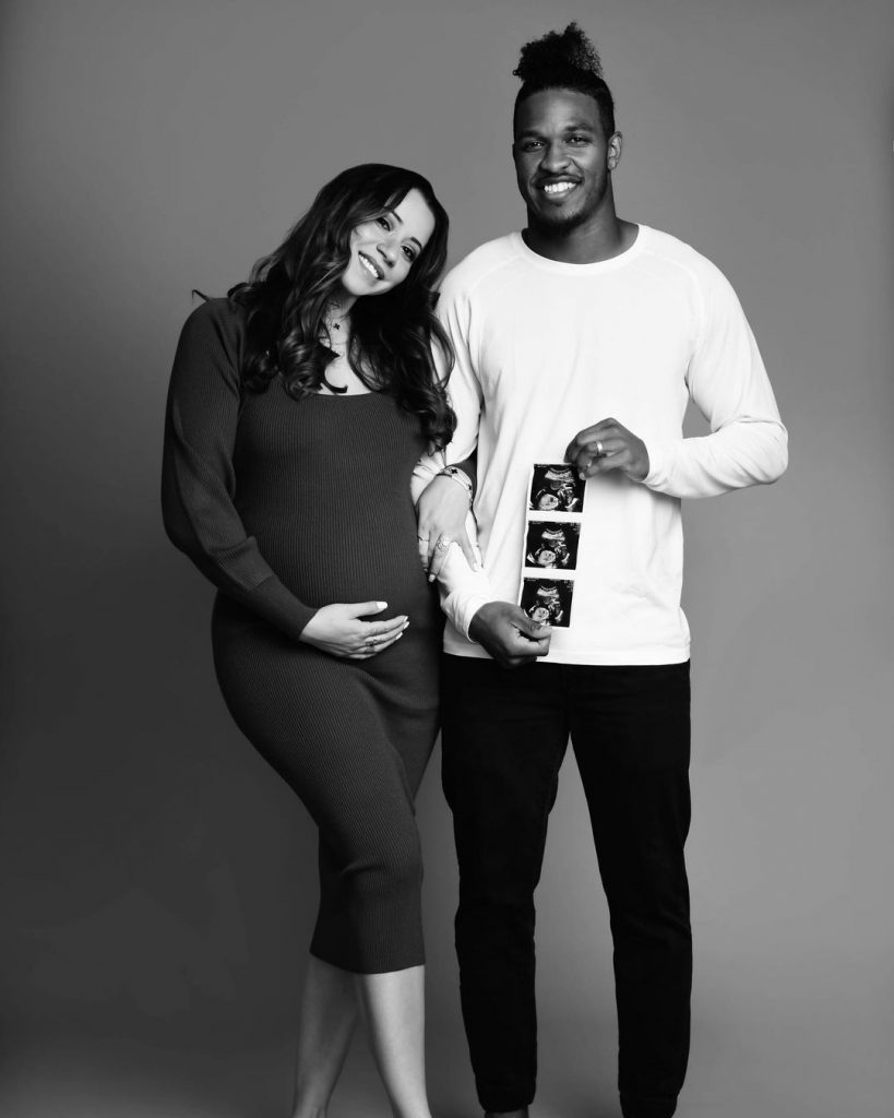 Is Eric Rowe Married to Vanessa Rowe? His Parents, Salary and Jersey ...