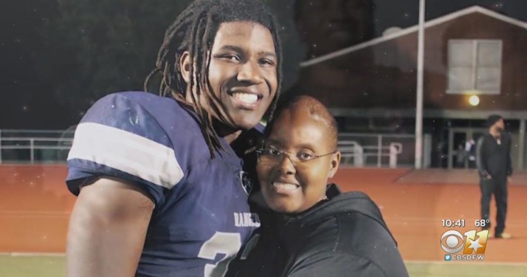 Who is the Girlfriend of Nick Bolton? His Parents, Family, Salary ...