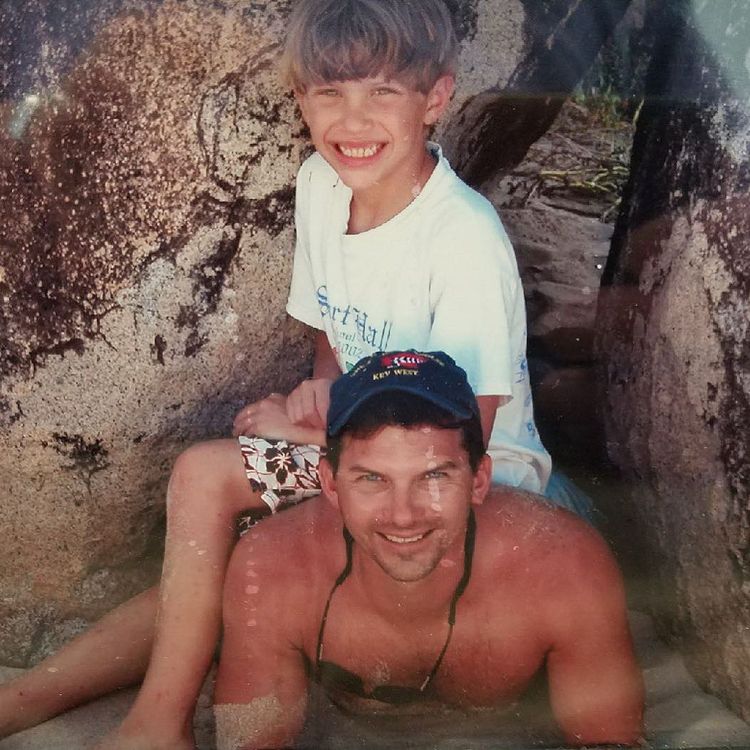 Who is Shaina Grace, Girlfriend of Foster Moreau? His Parents, Family ...