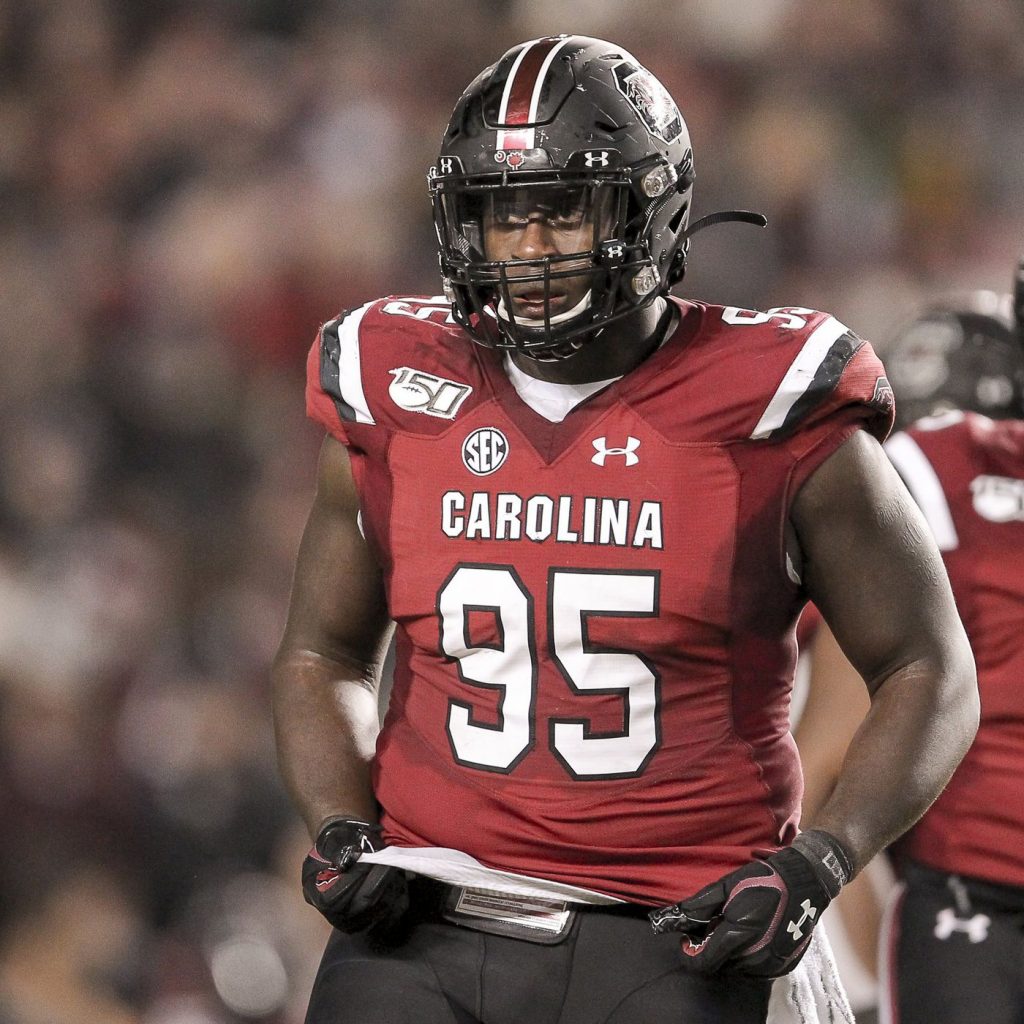 Who is the Girlfriend of Kobe Smith? His Parents, Family, Salary and ...