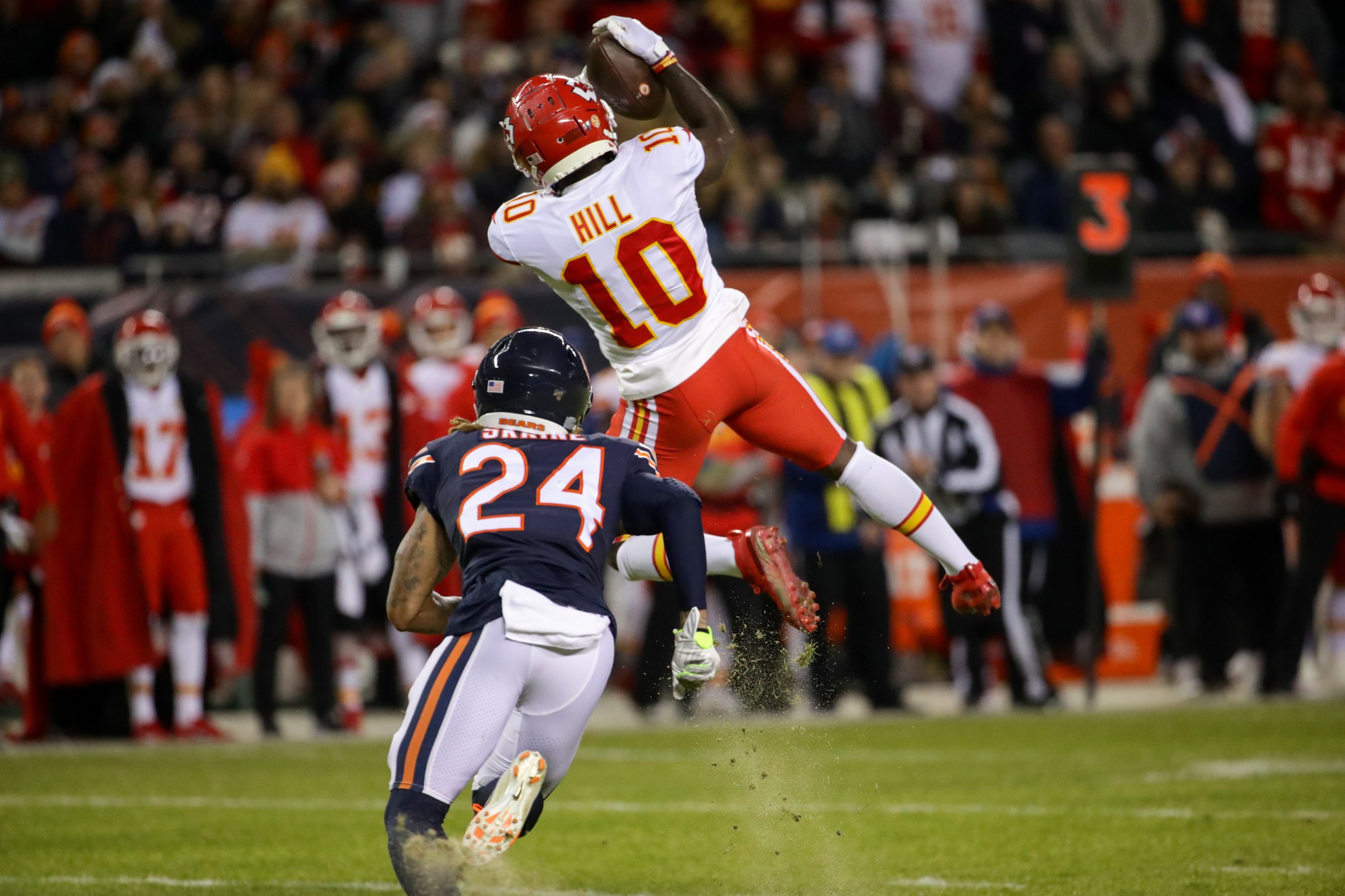Tyreek Hill Takes on a Bizarre Challenge to Prove He Has the Safest ...