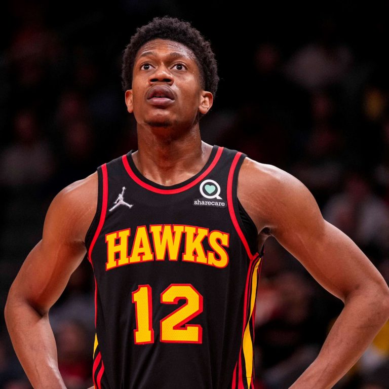 Who is De'Andre Hunter Girlfriend? His parents, family, salary, jersey ...