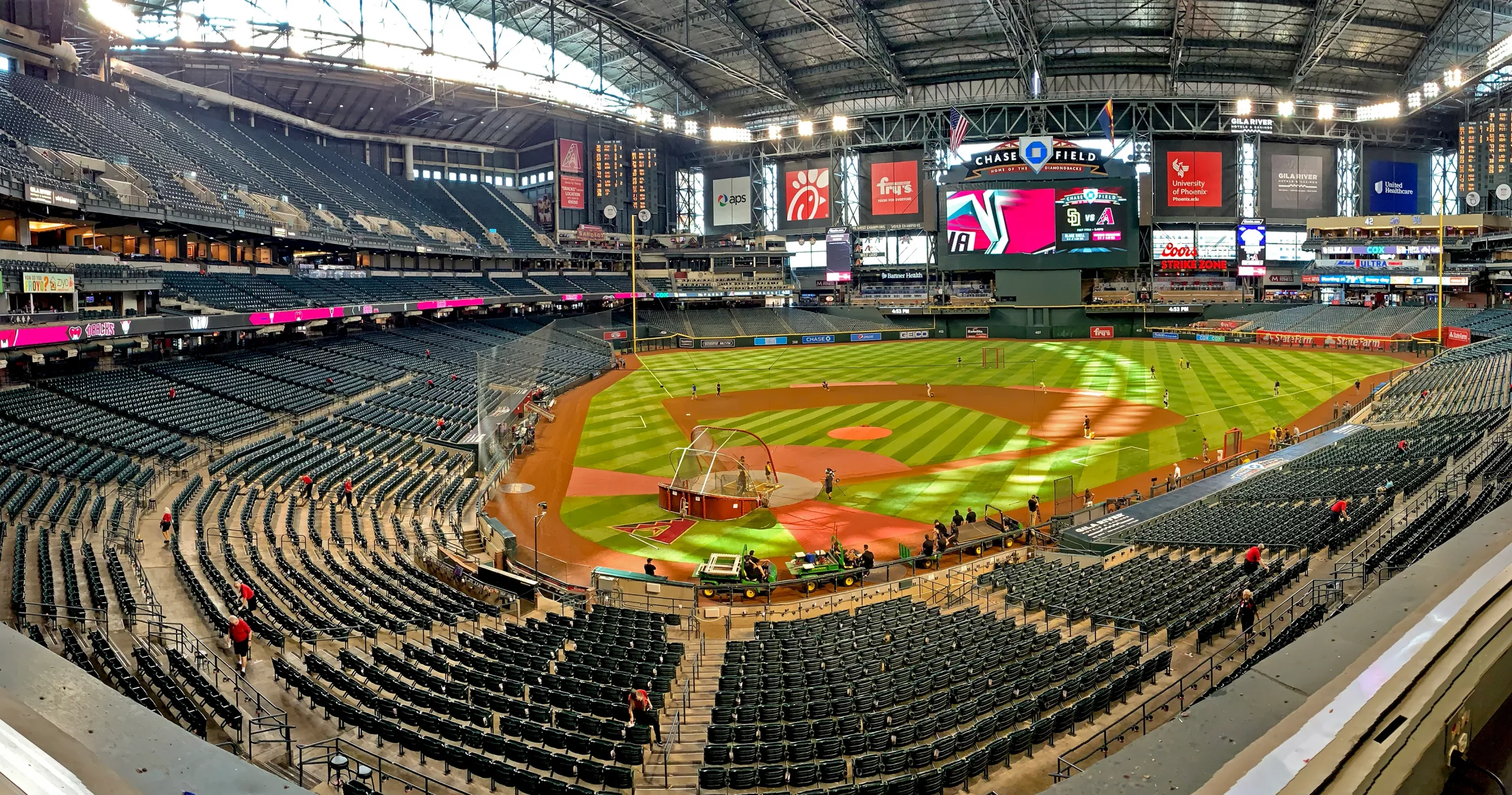 Arizona Diamondbacks: Chase Field – How to Reach, Where to Park, Eat ...