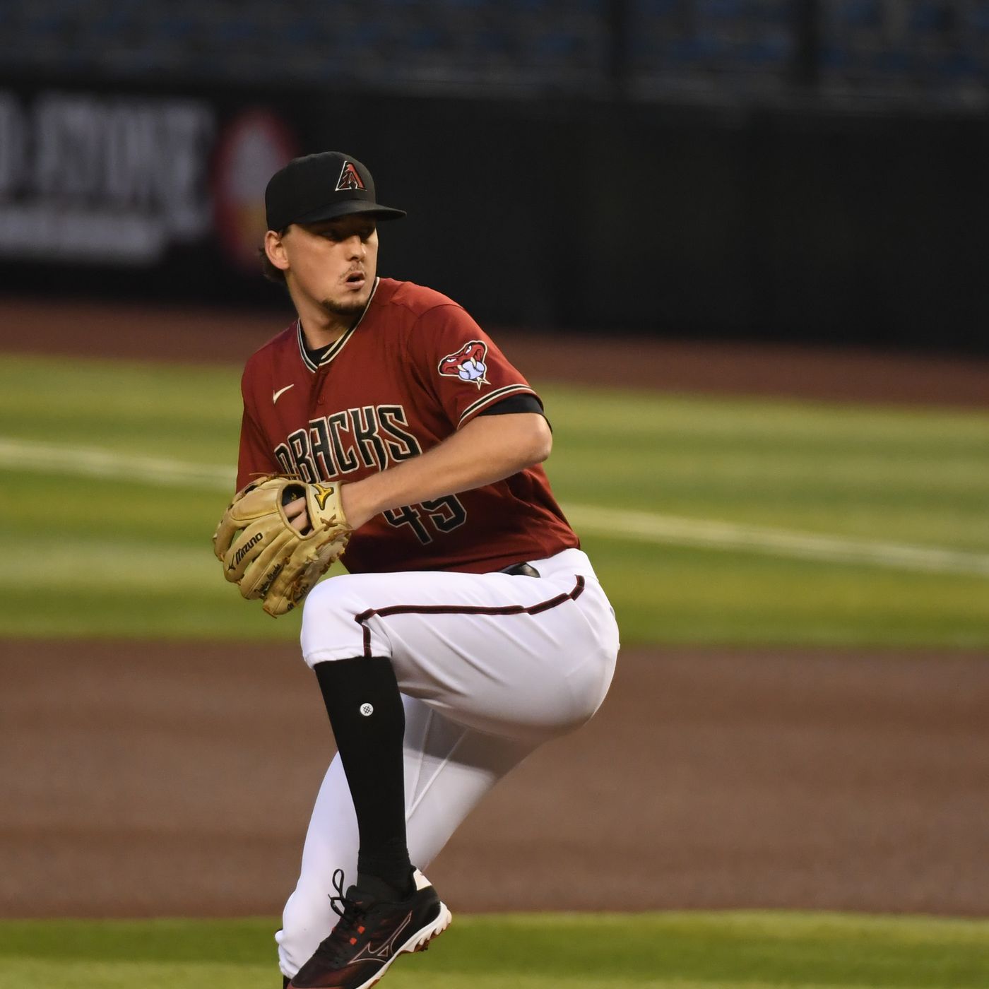 Who is Taylor Clarke wife of Taylor Clarke? His parents, family, salary ...