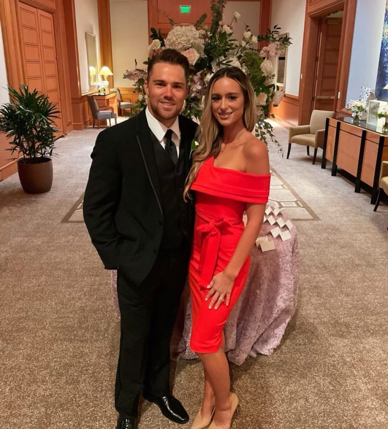 Who is Hunter Sullivan, Wife of Brett Sullivan? His Relationship ...