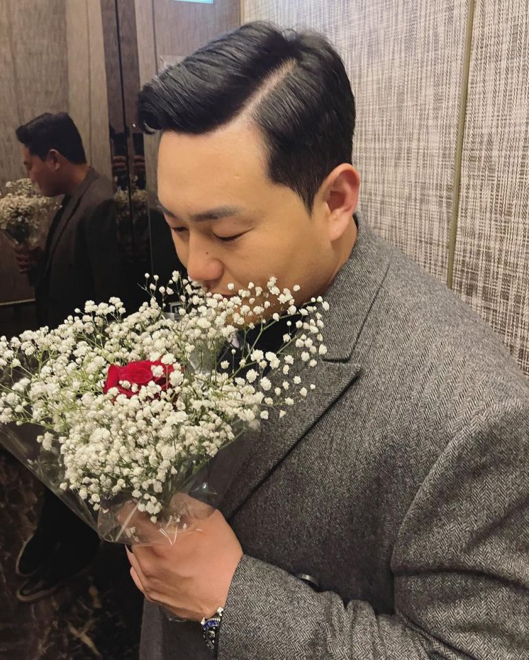 Who is Ji-Man Choi girlfriend? His parents, family, networth, jersey ...