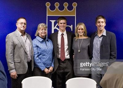 Who is Emily Kuchar, Zack Greinke Wife? His parents, family, salary ...