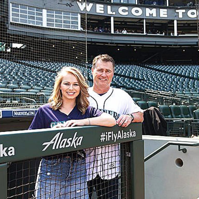 Who is Jill Servais, wife of Scott Servais? His parents, family, salary ...