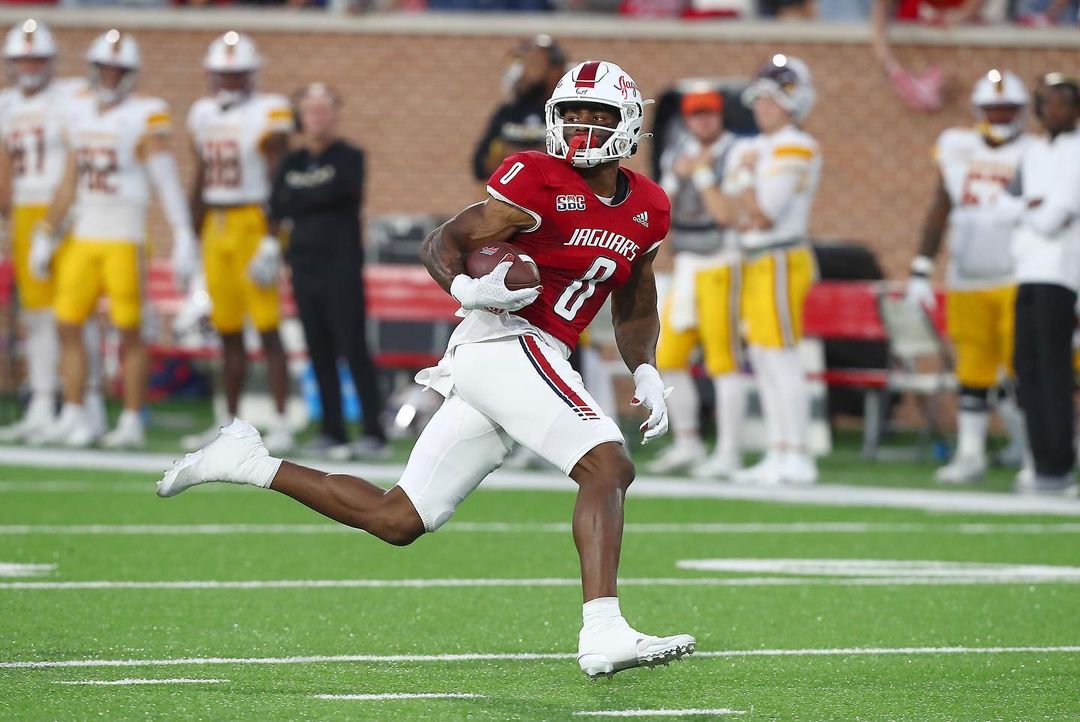 Who is Buffalo Jalen Wayne Dating? His Girlfriend, Relationship ...
