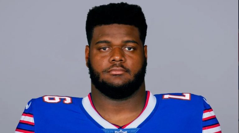 Who is Jordan Phillips girlfriend? His parents, family, contract ...