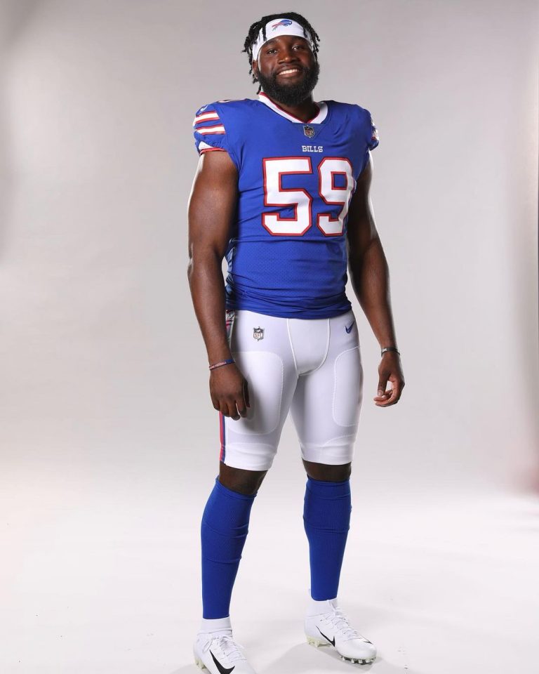 Who is Kinglsey Jonathan girlfriend? His parents, family, contract ...