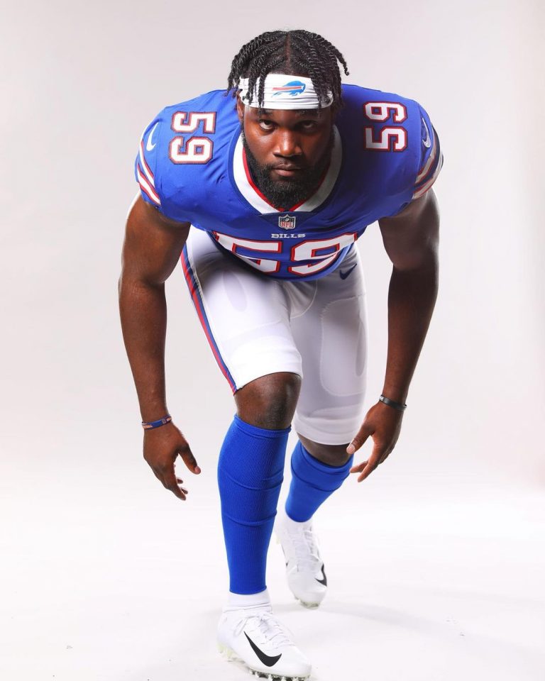 Who is Kinglsey Jonathan girlfriend? His parents, family, contract ...