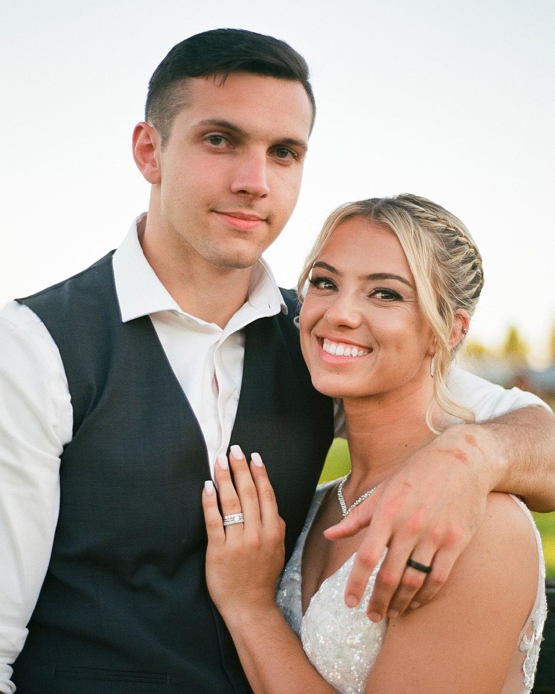 Who is Kelsey Conner, Tanner Conner wife? His parents, family, contract ...