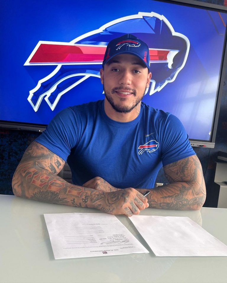 Who is Shane Ray girlfriend? His relationship, parents, family, net ...