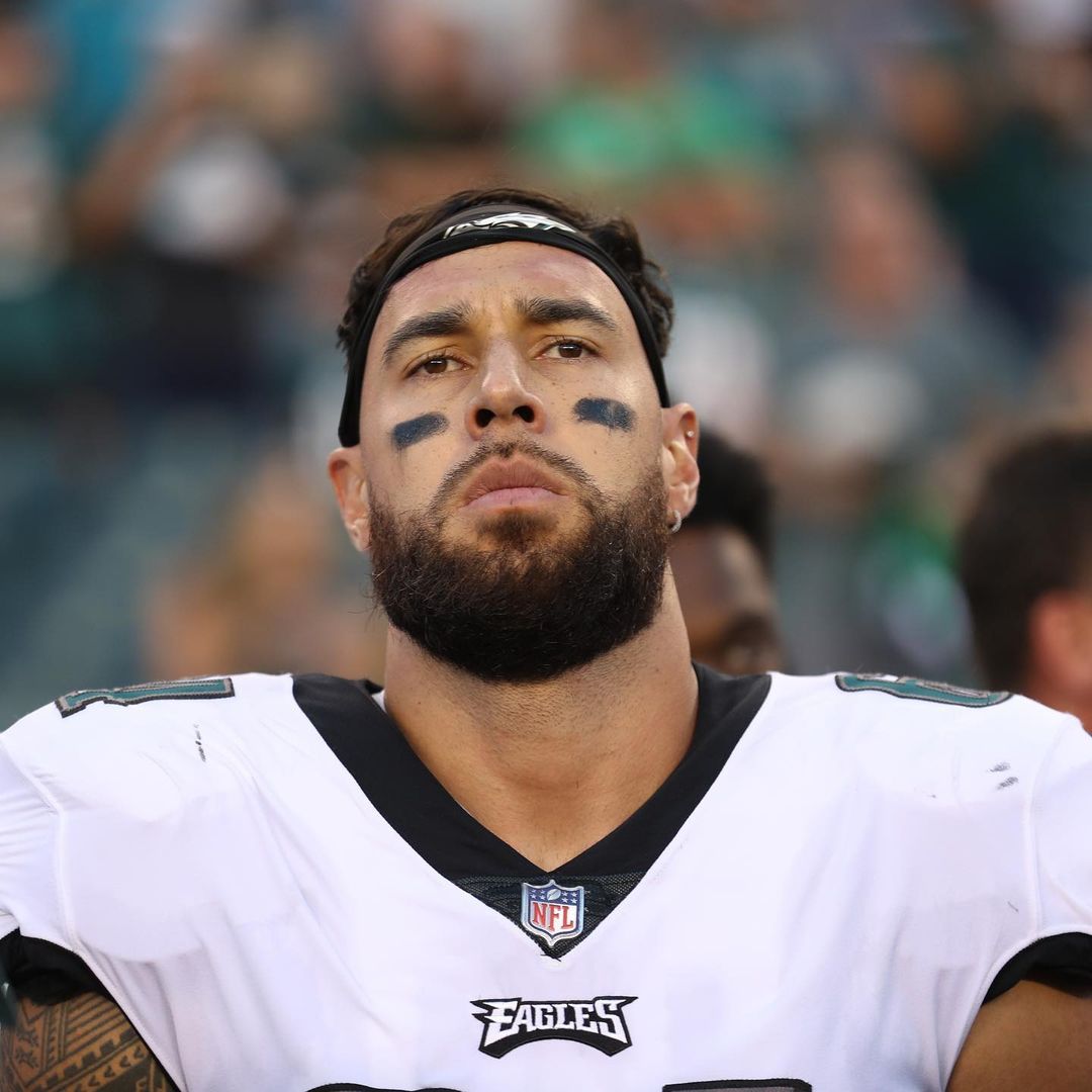 Who is Matt Leo girlfriend? His parents, family, contract, salary ...