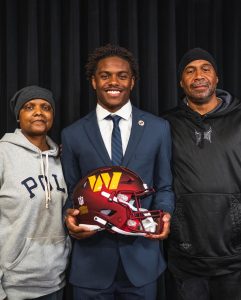 Who is Jahan Dotson girlfriend? His parents, family, contract, salary ...