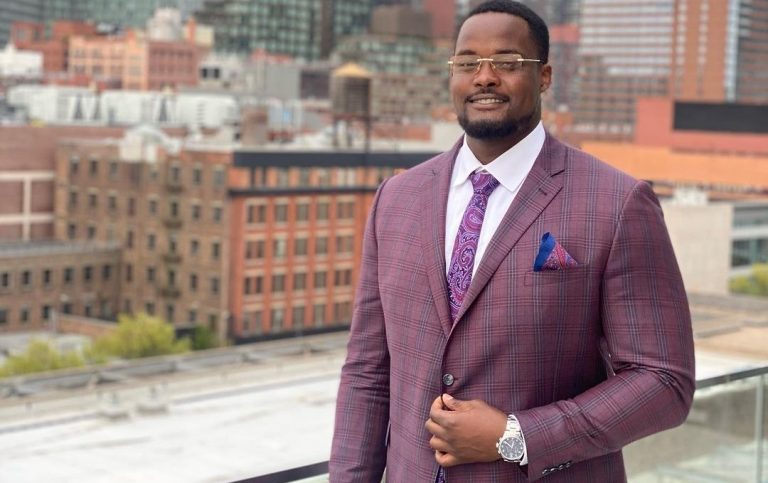 Who is Gregory Senat girlfriend? His parents, family, contract, salary ...