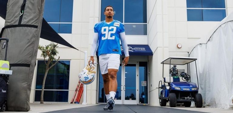 Who is Andrew Farmer girlfriend? His Relationship, Parents, Family, Net ...