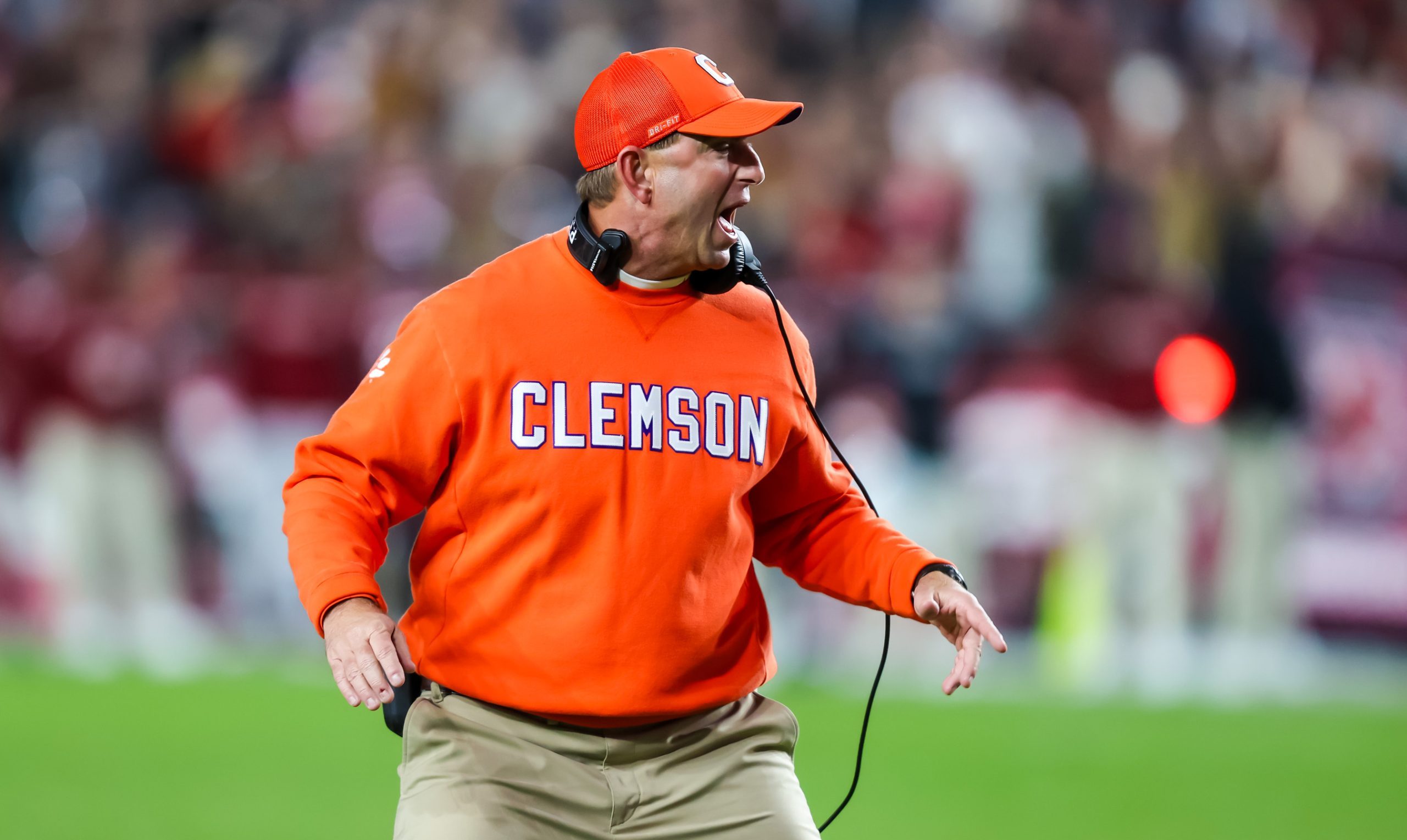 Former Clemson Star Terry Kinard Accuses Dabo Swinney Of Mistreatment ...