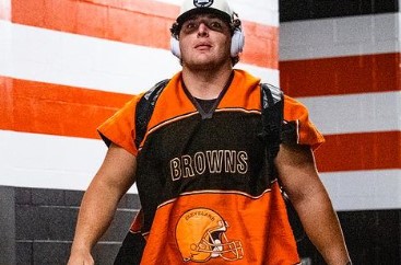 Who is Luke Wypler girlfriend? His Relationship, Parents, Family, Net ...