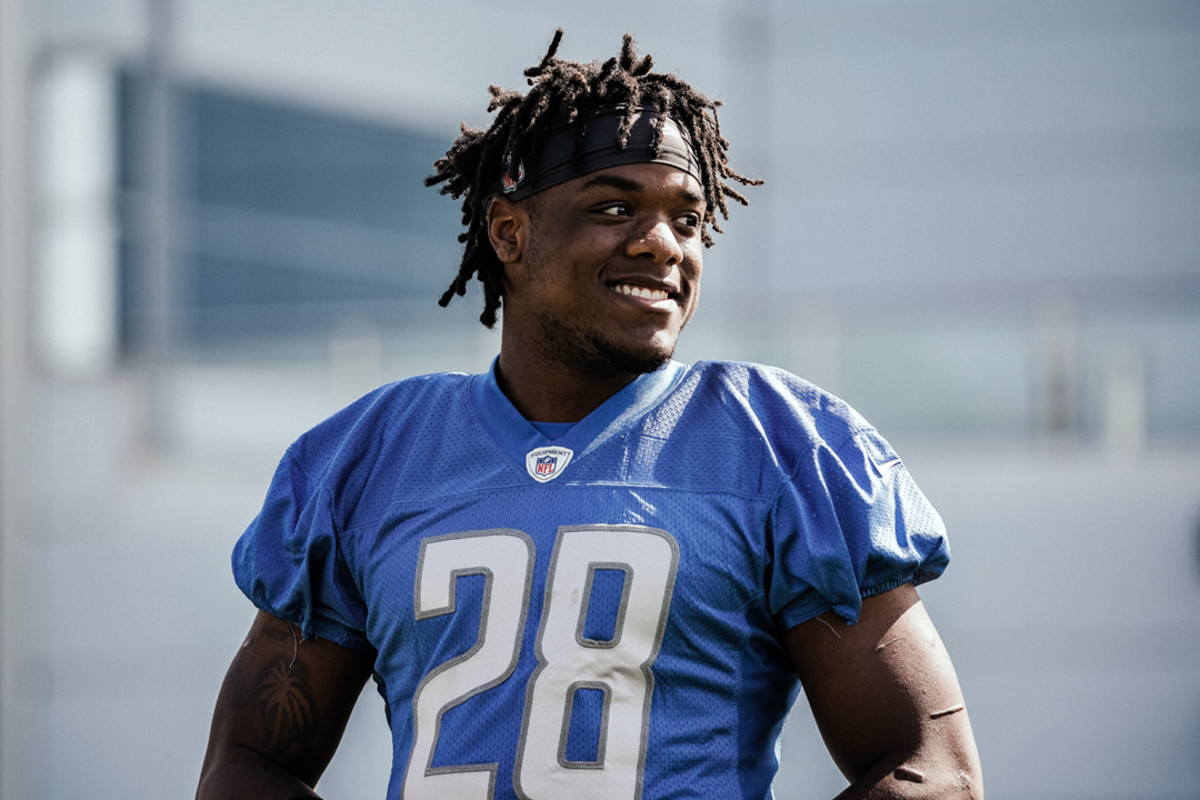 Who is Jermar Jefferson Dating? His Girlfriend, Parents, Family, Net ...