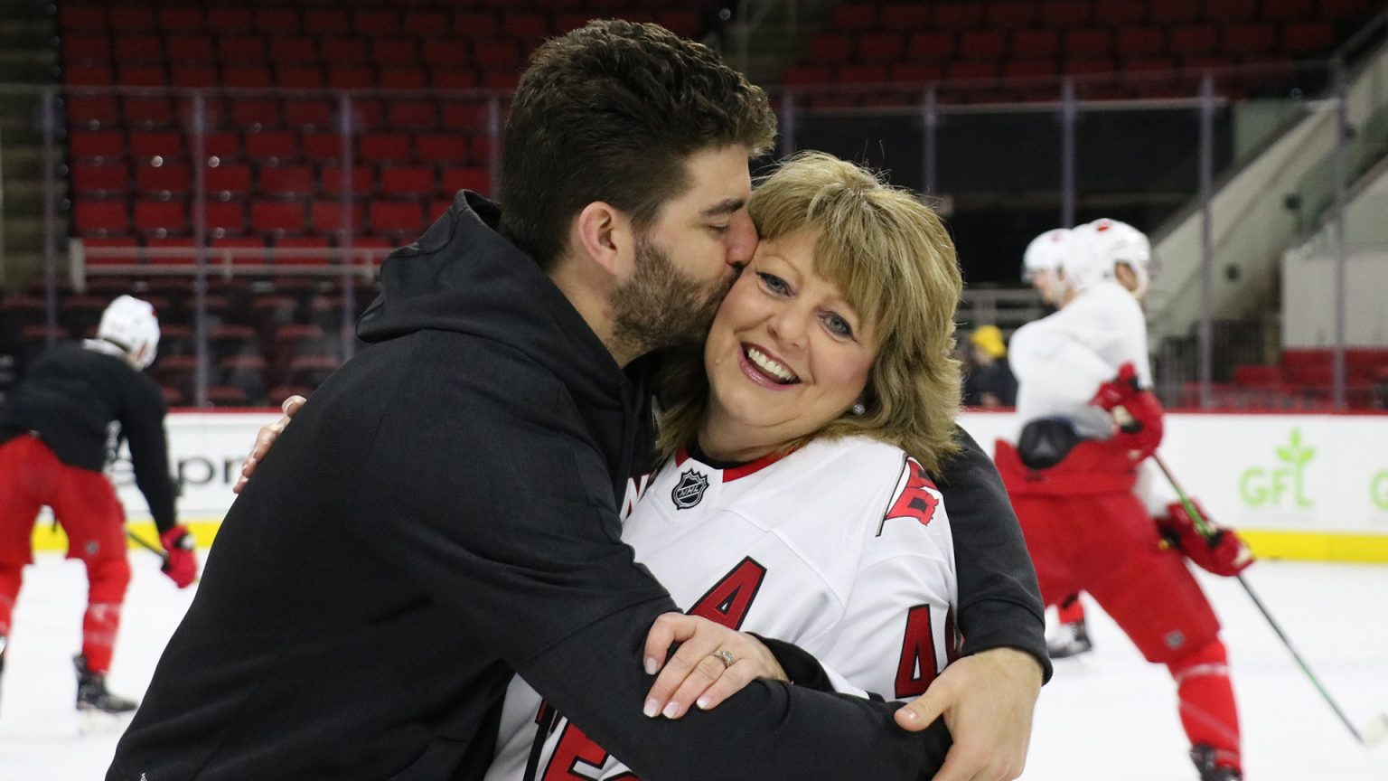 Who is Jordan Martinook’s Wife? His Relationship, Parents, Family ...