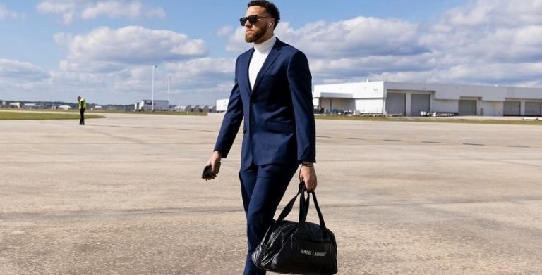 Who is Elijah Cooks girlfriend? His Relationship, Parents, Family, Net ...