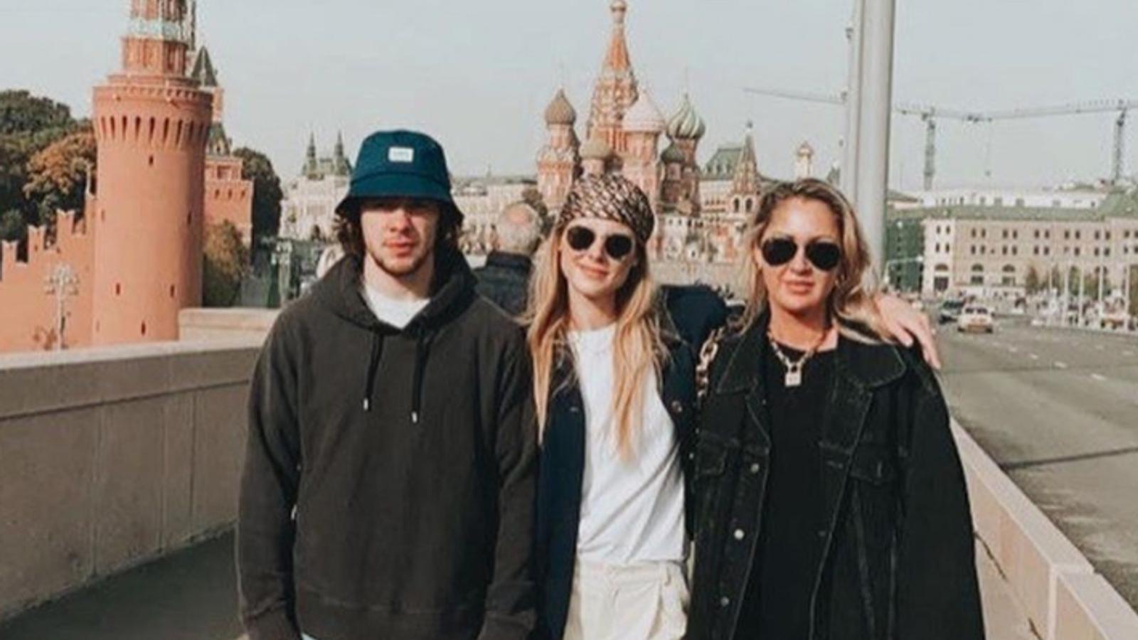 Who Is Artemi Panarin Girlfriend? His Relationship, Parents, Family, Net Worth