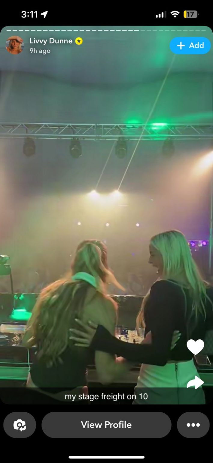 Olivia Dunne Vibes With DJ Xandra On Stage, Is This Her New Job After ...