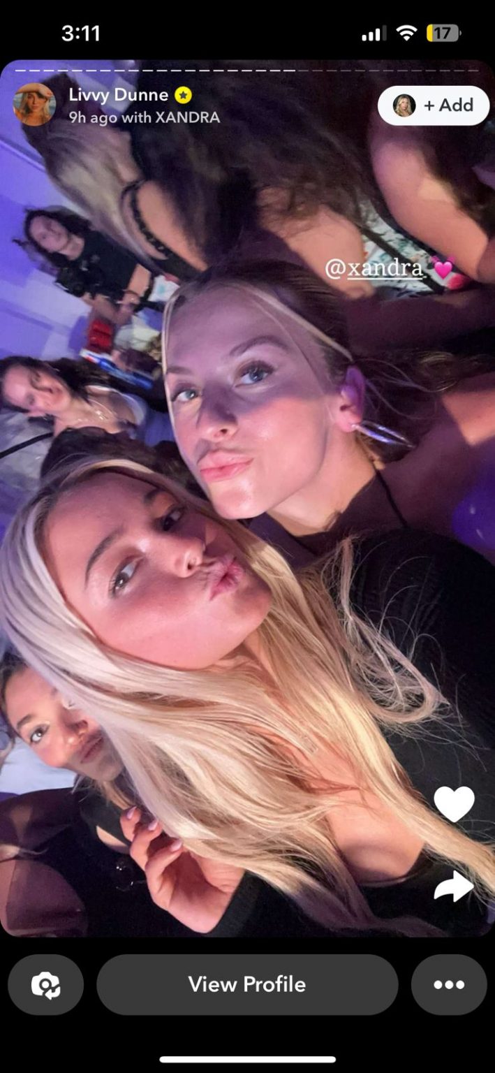 Olivia Dunne Vibes With DJ Xandra On Stage, Is This Her New Job After ...