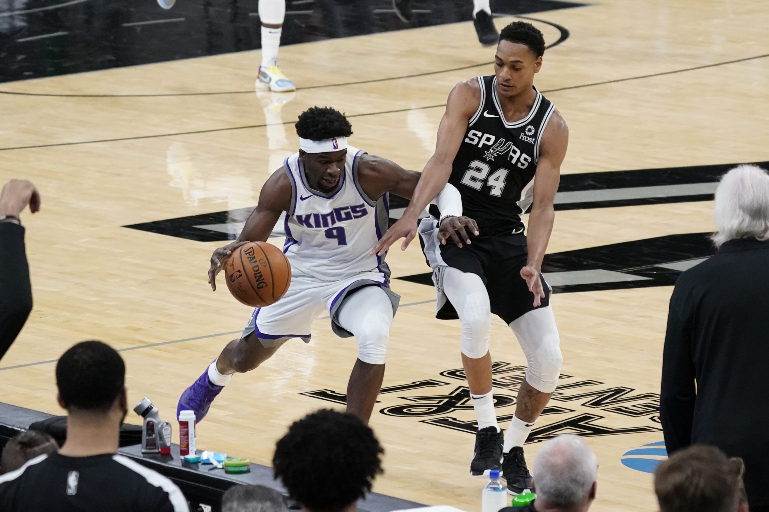 Spurs ready to rebound against unfortunate Pistons