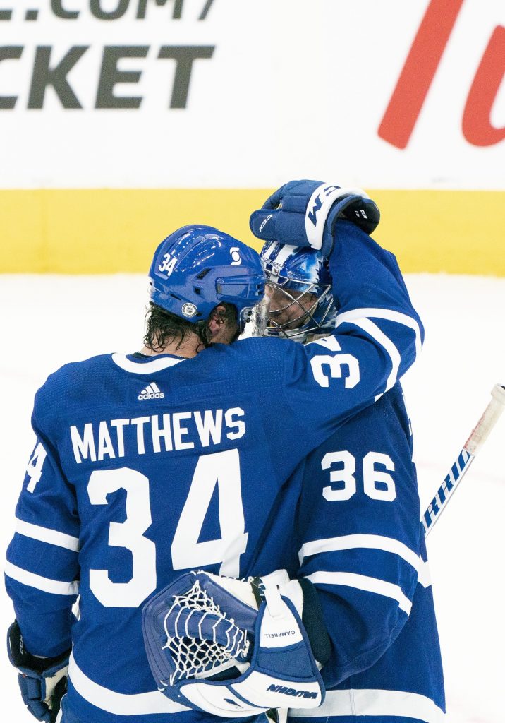Matthews scores 40th goal as Maple Leafs handle Canadiens