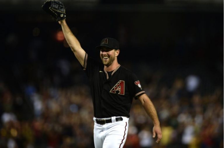 MLB roundup: Tyler Gilbert throws no-hitter in first MLB start