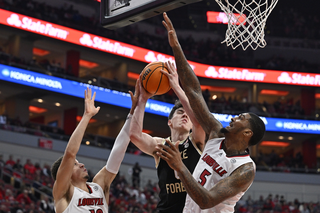 Noah Locke s late trey lifts Louisville past Wake Forest